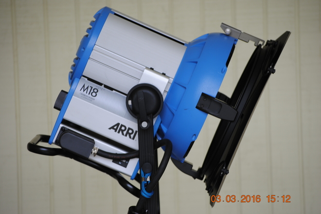 Rent a Arri M18 w/High Speed Ballast, Best Prices | ShareGrid Los ...