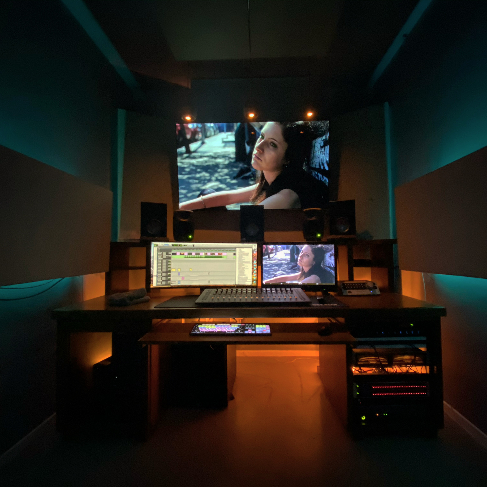 Rent a Editing/Color Room, Best Prices | ShareGrid Los Angeles, CA